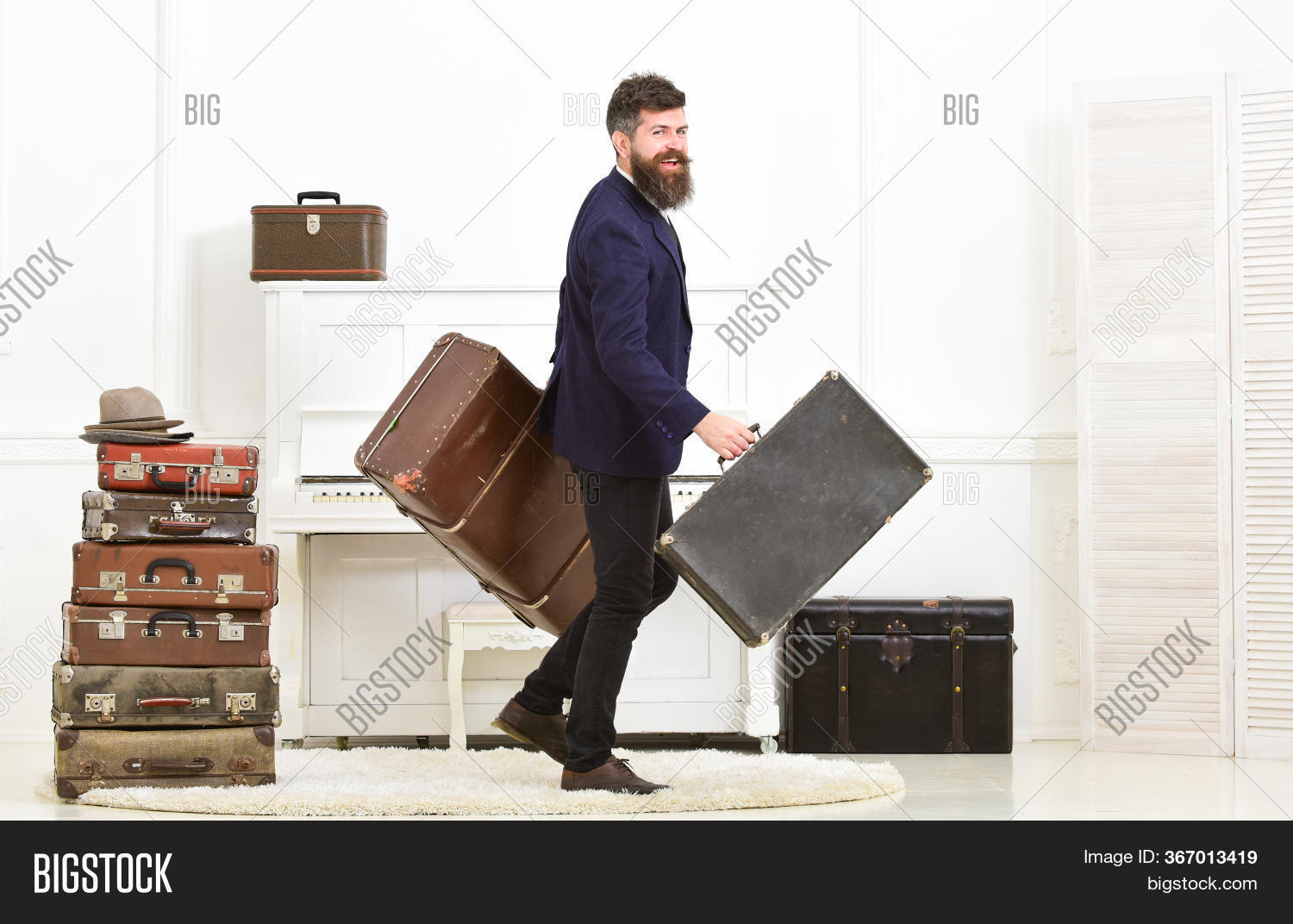Butler Service Concept Image & Photo (Free Trial) | Bigstock