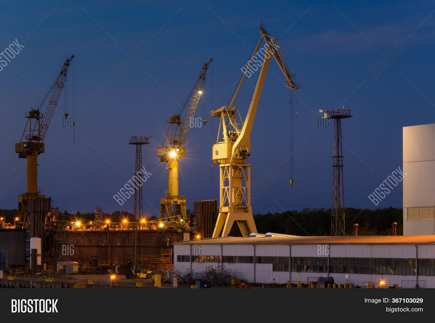 Shipbuilding Industry Image & Photo (Free Trial) | Bigstock