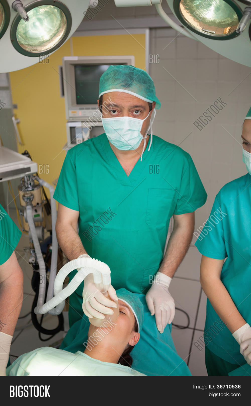 Surgeon Placing Oxygen Image & Photo (Free Trial) | Bigstock
