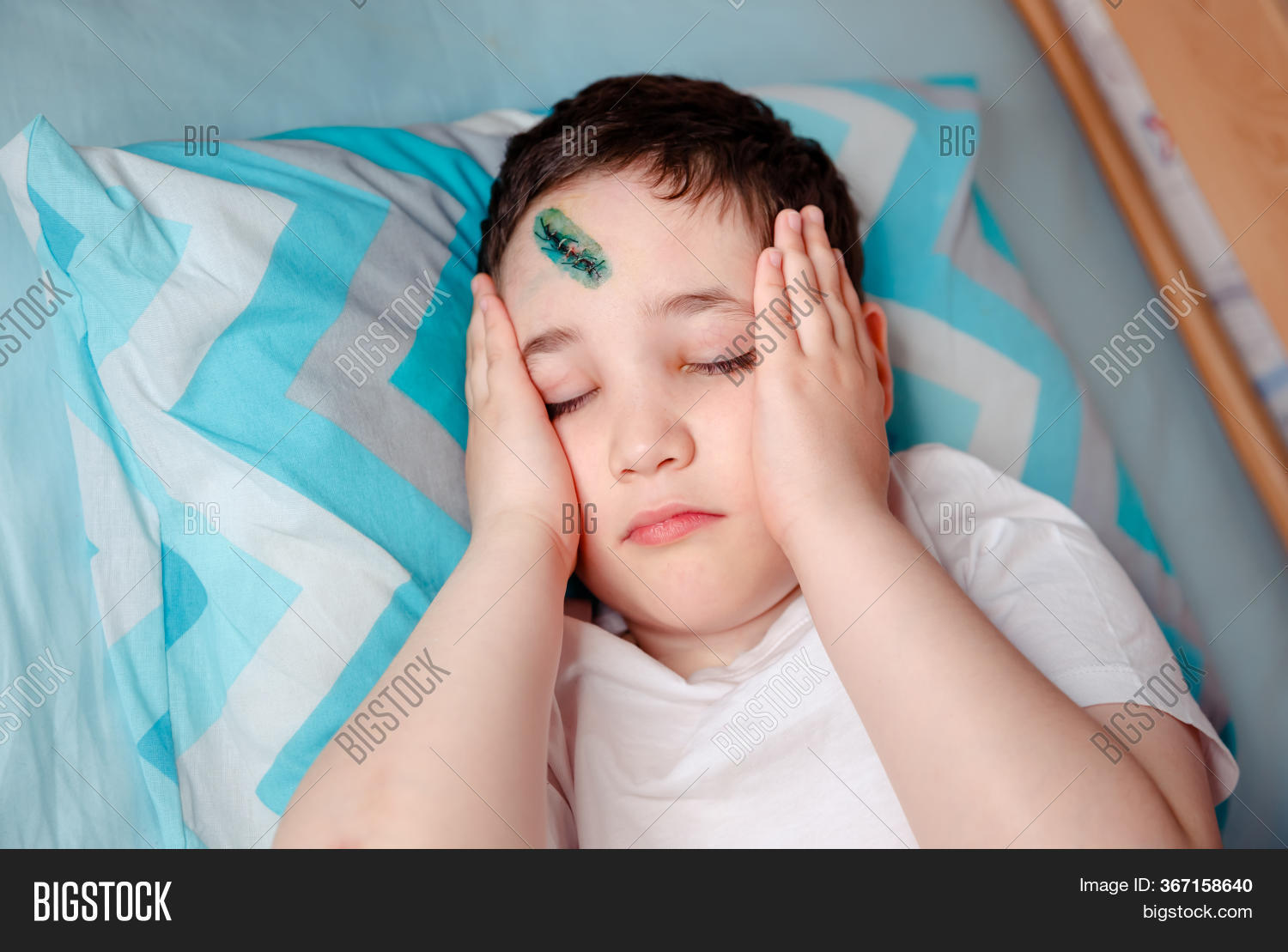 Child Holding His Head Image & Photo (Free Trial) | Bigstock