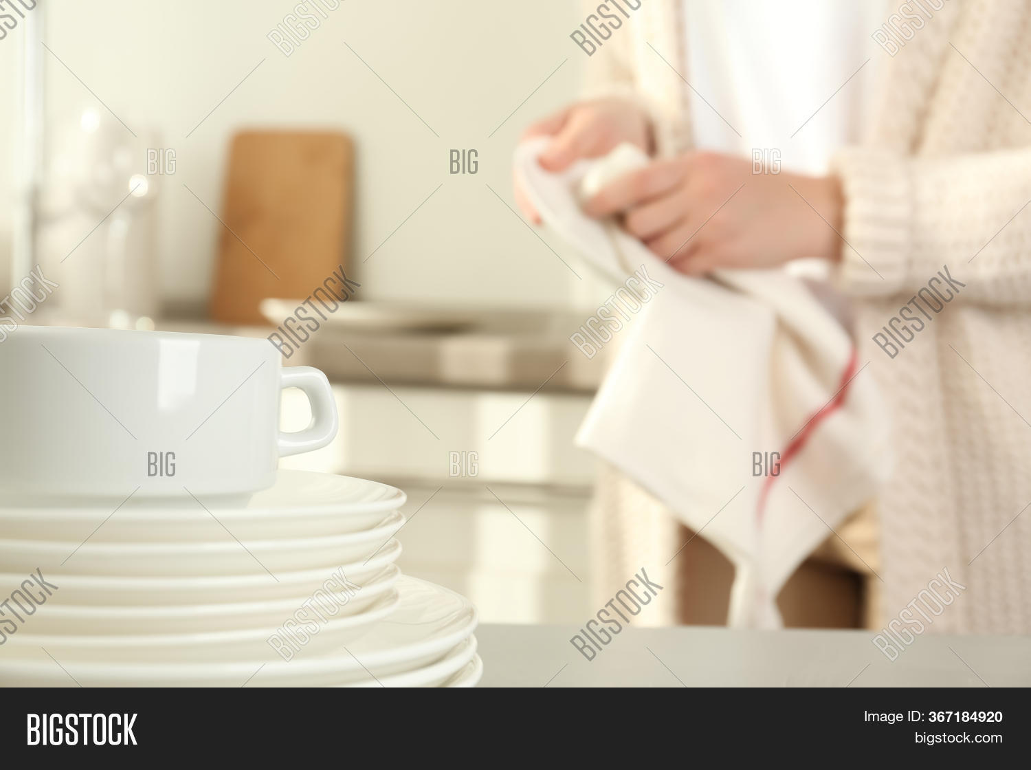 Woman Wiping Plate Image & Photo (Free Trial) | Bigstock