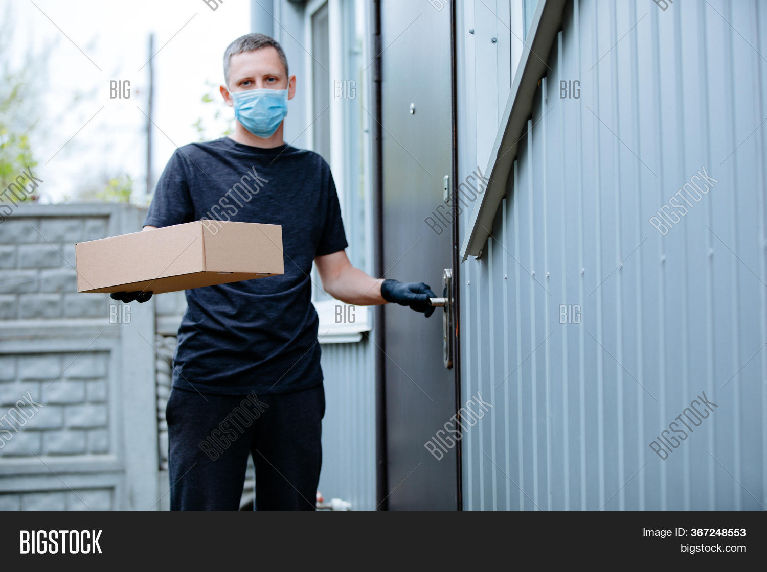 Home Delivery Shopping Image & Photo (Free Trial) | Bigstock