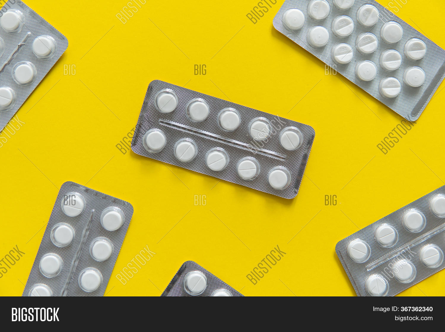 Top View On Pills Image & Photo (Free Trial) | Bigstock