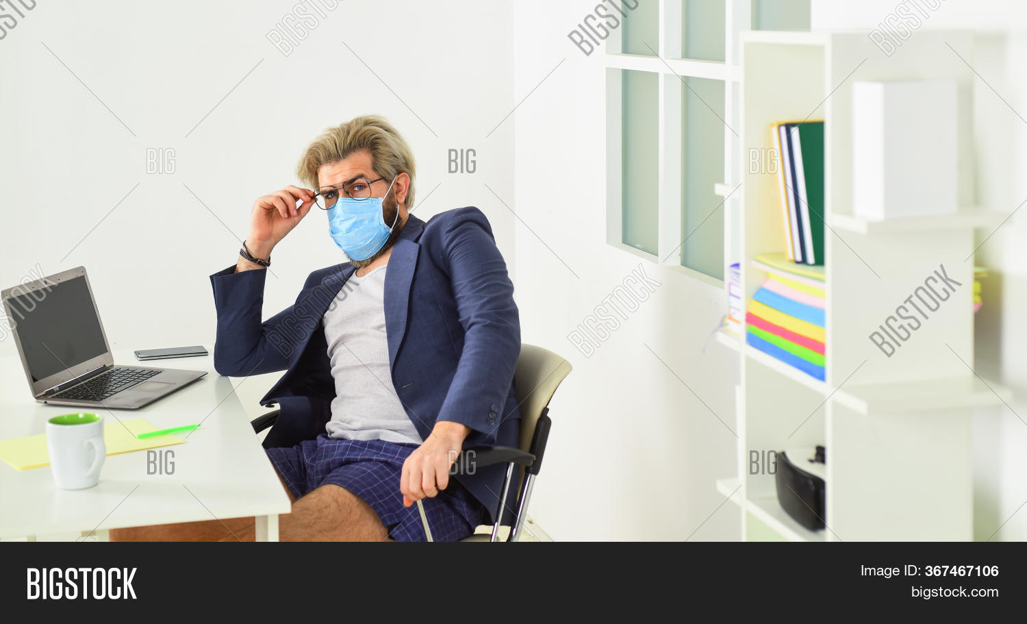 Avoid Contact Other Image & Photo (Free Trial) | Bigstock