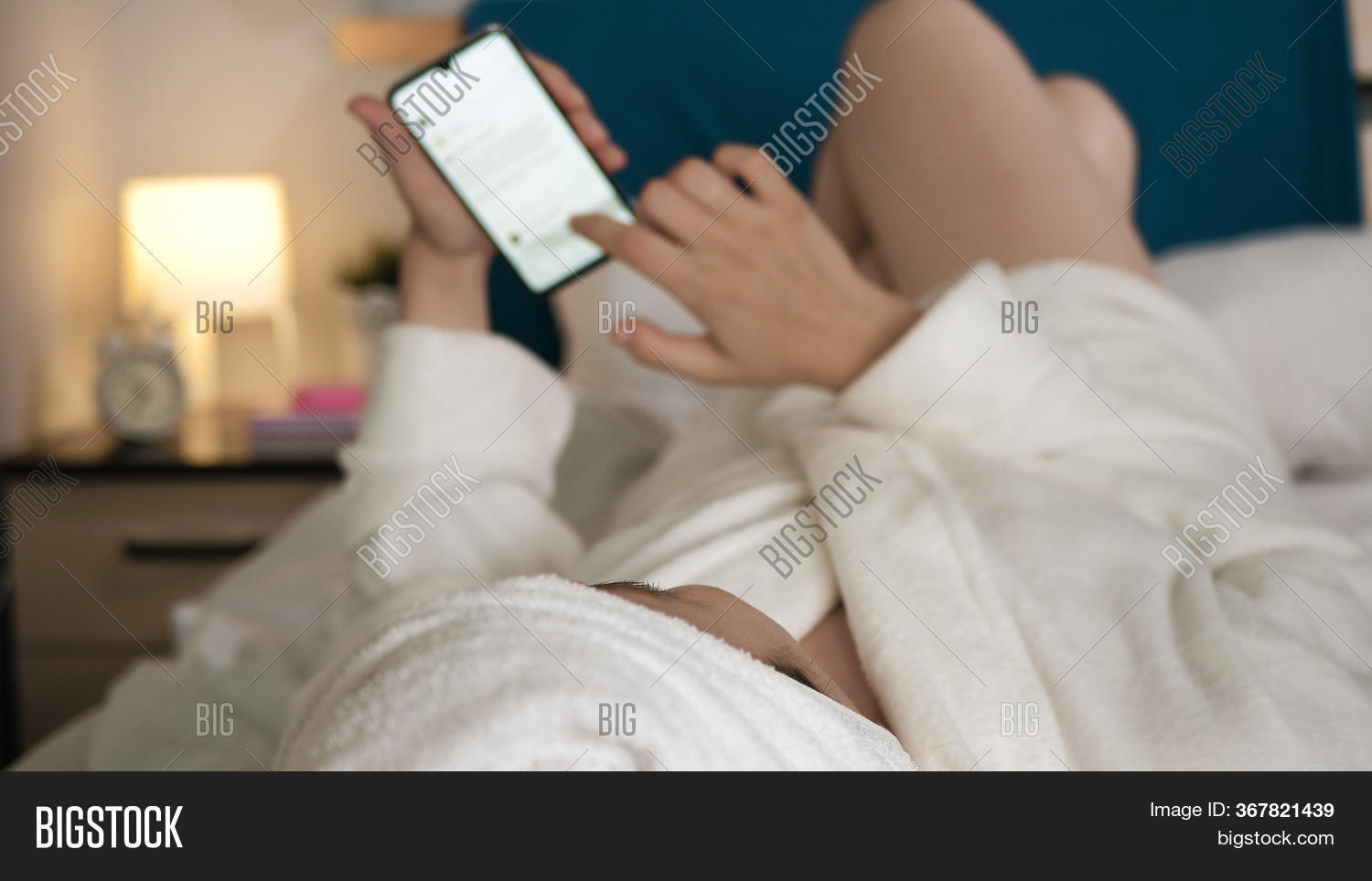 Girl Scrolling Phone. Image & Photo (Free Trial) | Bigstock