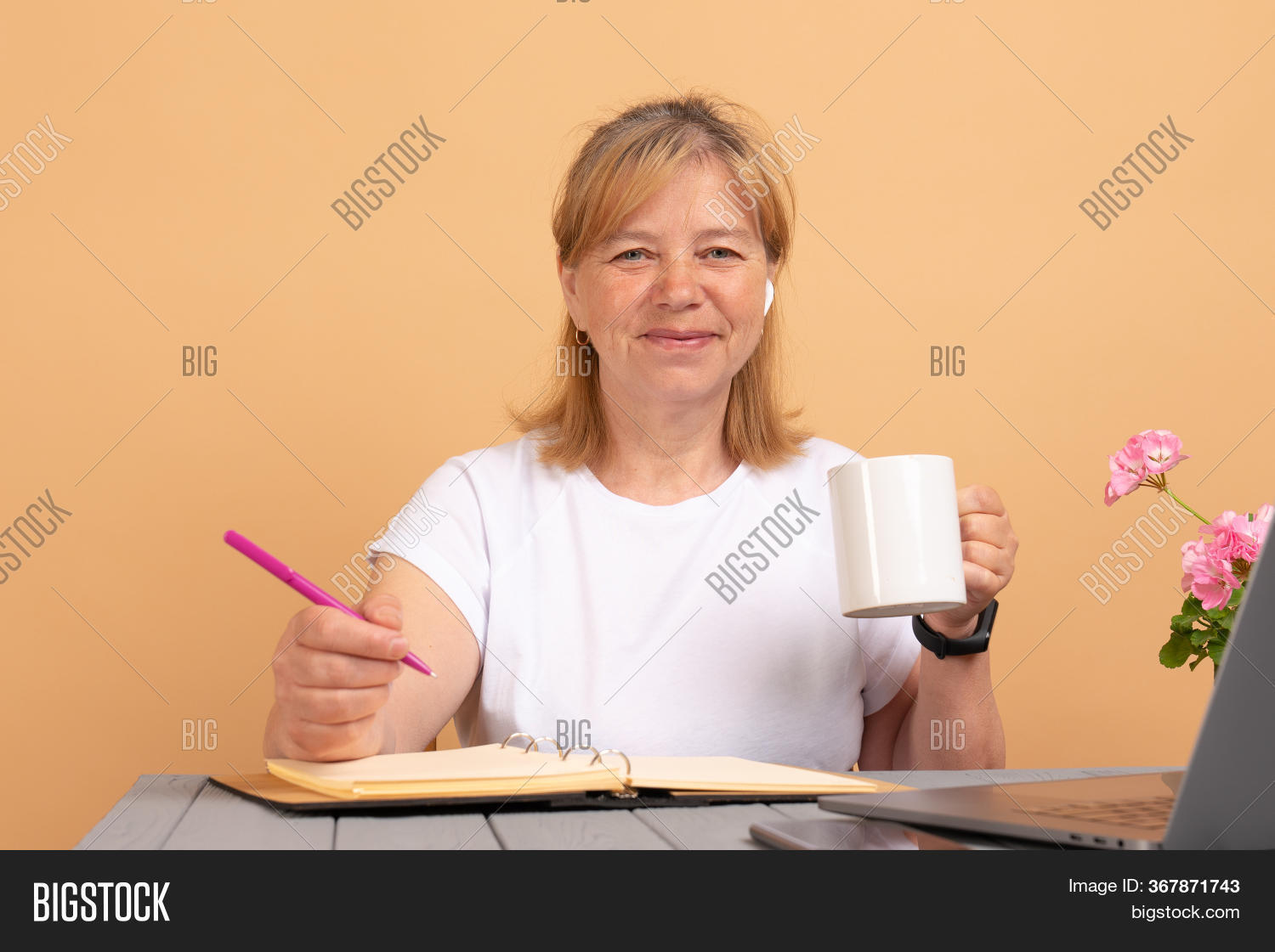 Optimistic Woman Image & Photo (Free Trial) | Bigstock