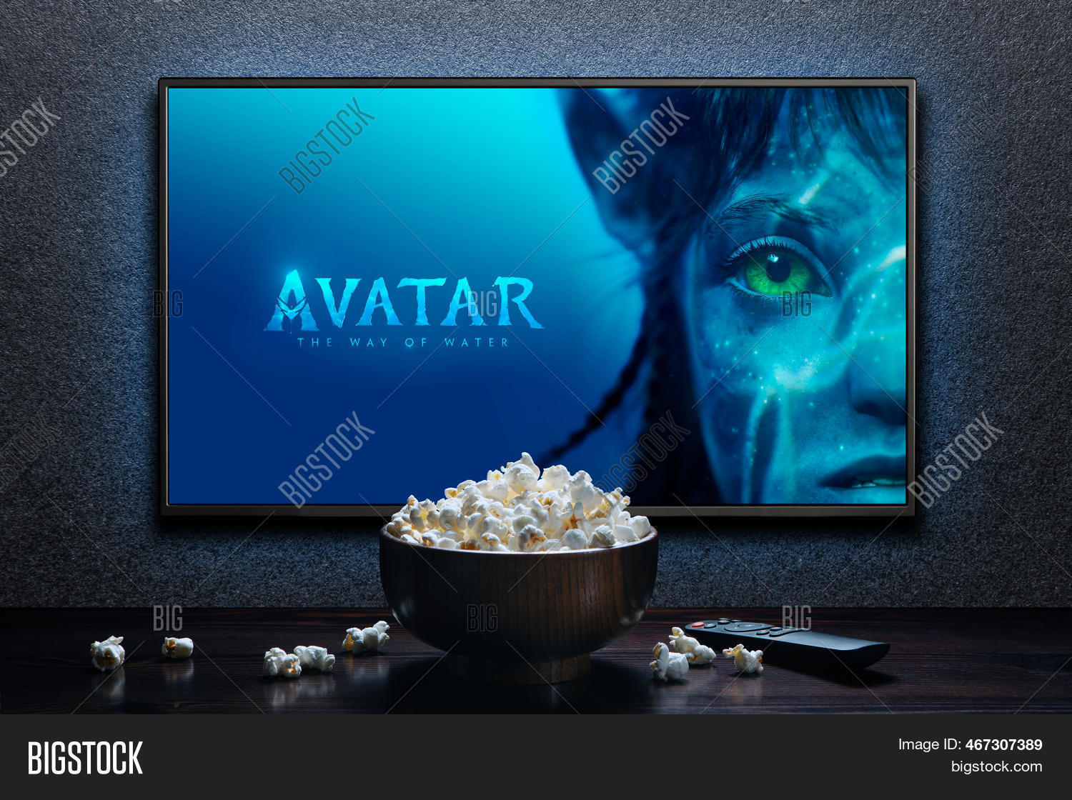Tv Screen Playing Image & Photo (Free Trial) | Bigstock