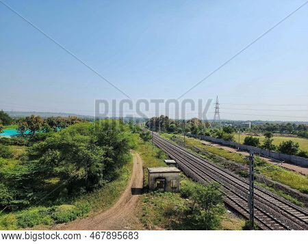 Stock Photo Railway Image & Photo (Free Trial) | Bigstock