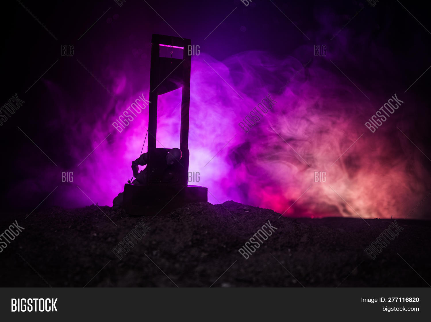 Horror View Guillotine Image & Photo (Free Trial) | Bigstock
