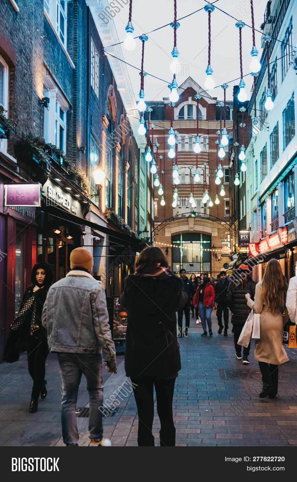 London, Uk - January Image & Photo (Free Trial) | Bigstock