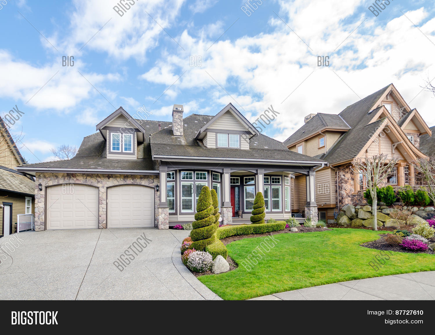 Luxury House Two-car Image & Photo (Free Trial) | Bigstock