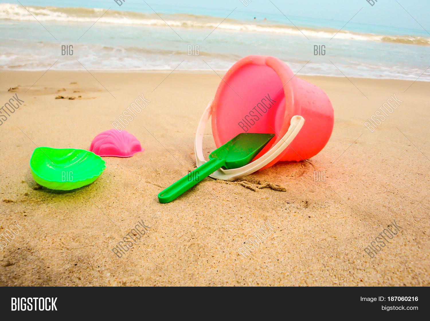 Children's Pail Image & Photo (Free Trial) | Bigstock