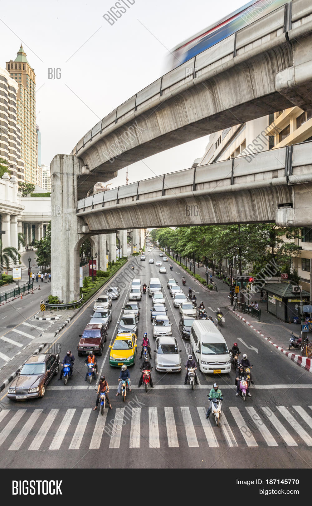 Cars Stop Traffic Image & Photo (Free Trial) | Bigstock