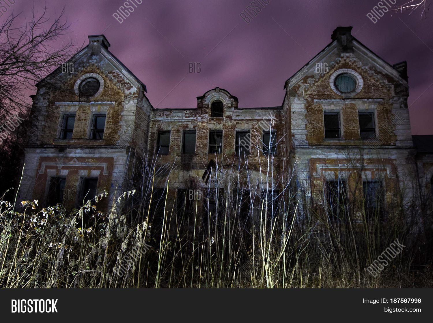Night Abandoned Image & Photo (Free Trial) | Bigstock