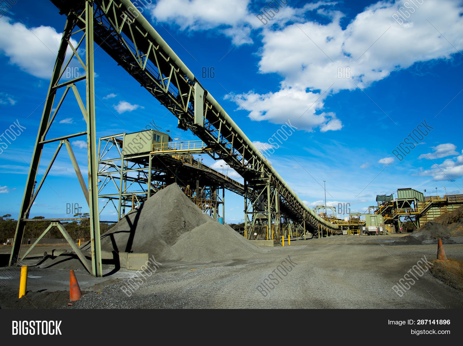 Mining Process Plant Image & Photo (Free Trial) | Bigstock