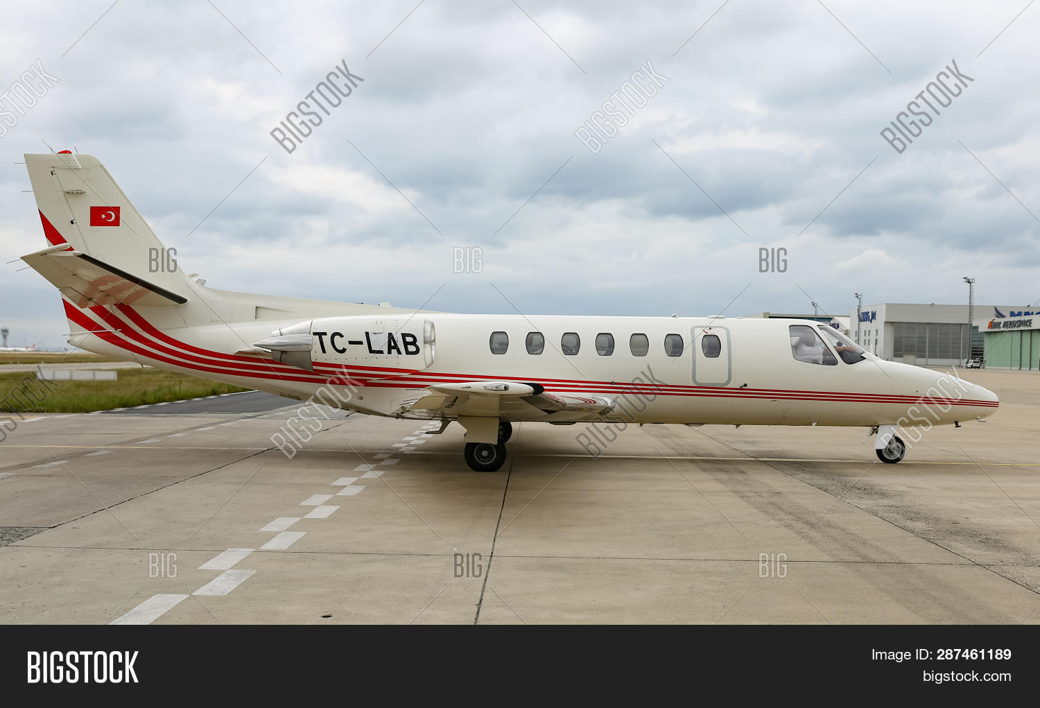 Cessna 560 Citation V Image & Photo (Free Trial) | Bigstock