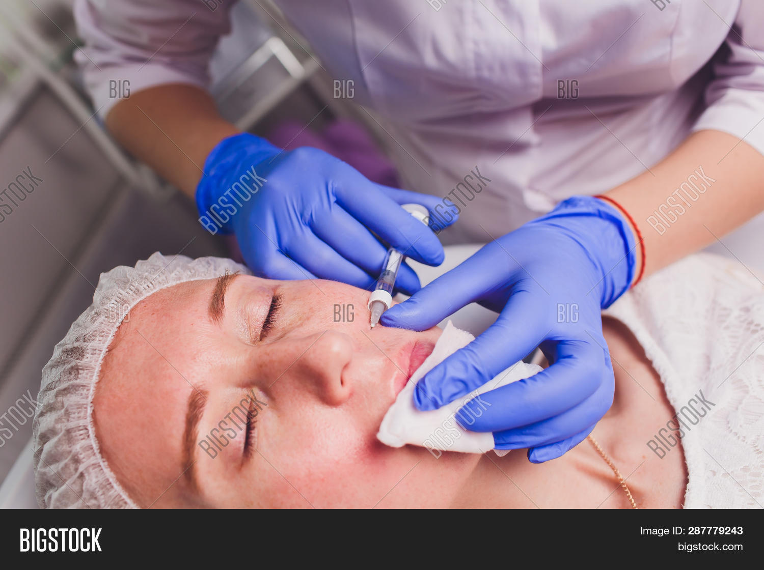 Doctor Cosmetologist Image & Photo (Free Trial) | Bigstock