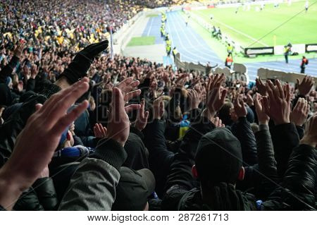 Large Crowd Football Image & Photo (Free Trial) | Bigstock