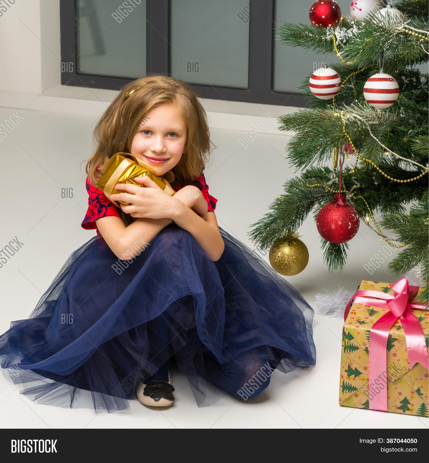 Front View Portrait Image & Photo (Free Trial) | Bigstock
