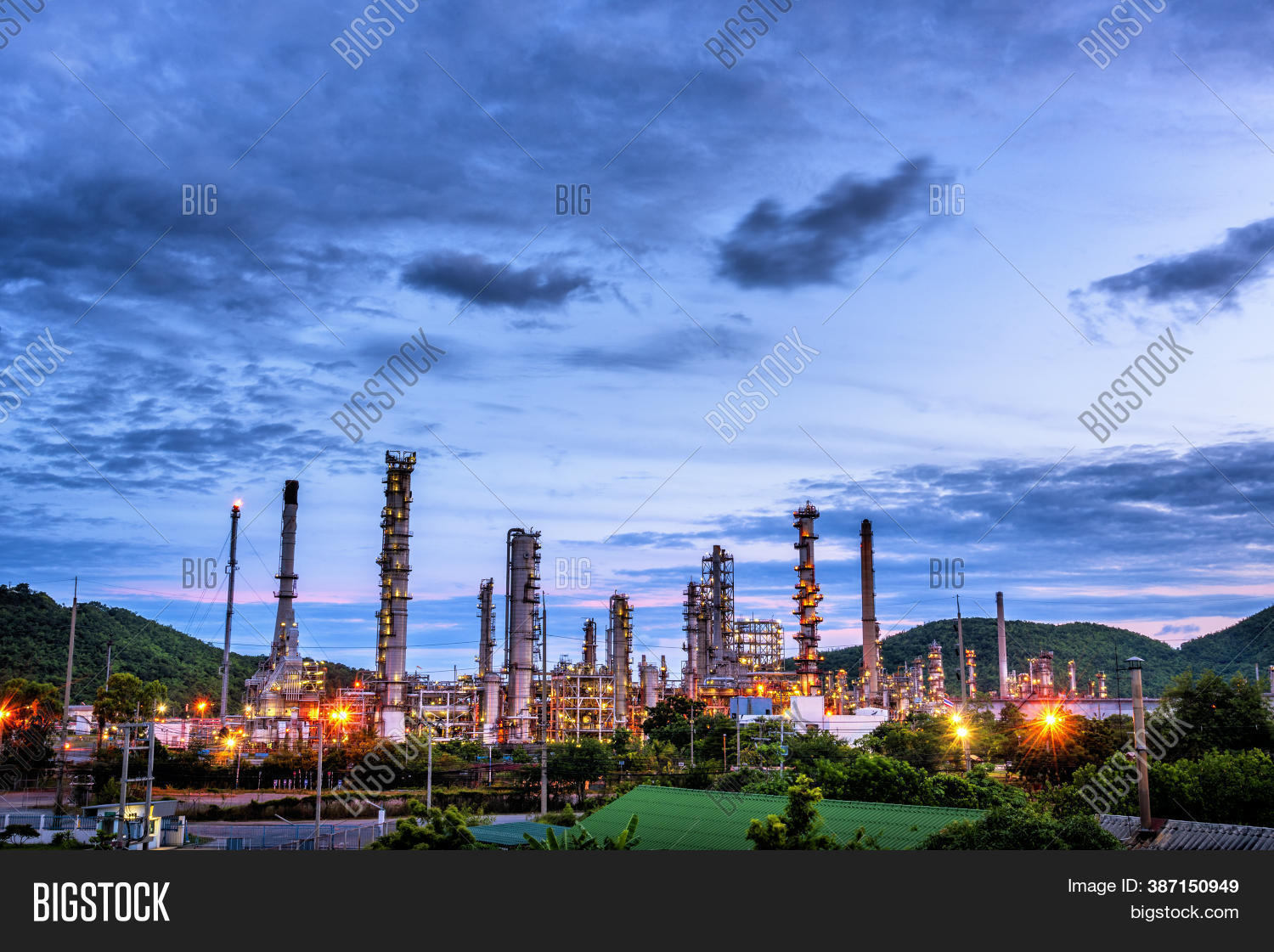 Oil Refinery Gas Image & Photo (Free Trial) | Bigstock