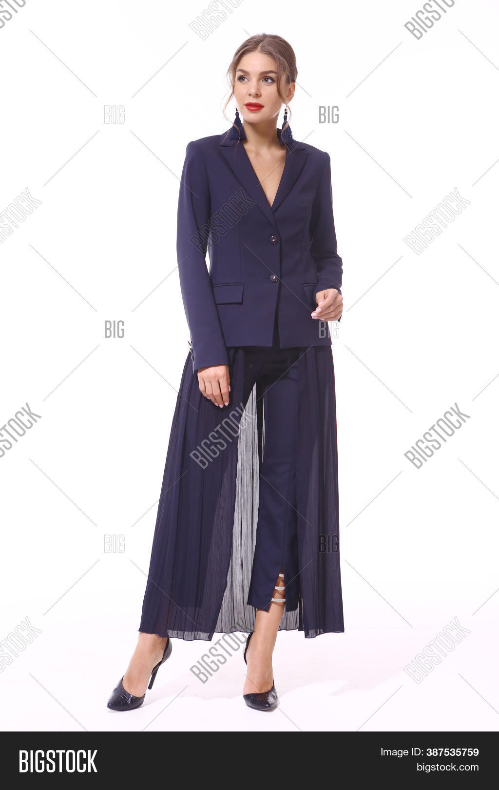 Business Lady Walking Image & Photo (Free Trial) | Bigstock