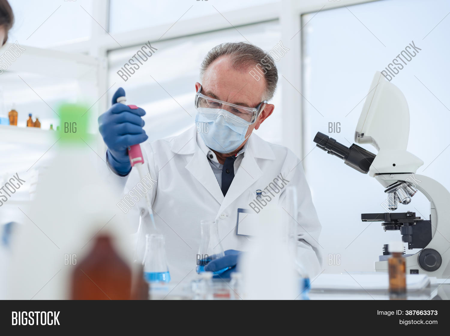 Scientist Conducts Image & Photo (Free Trial) | Bigstock