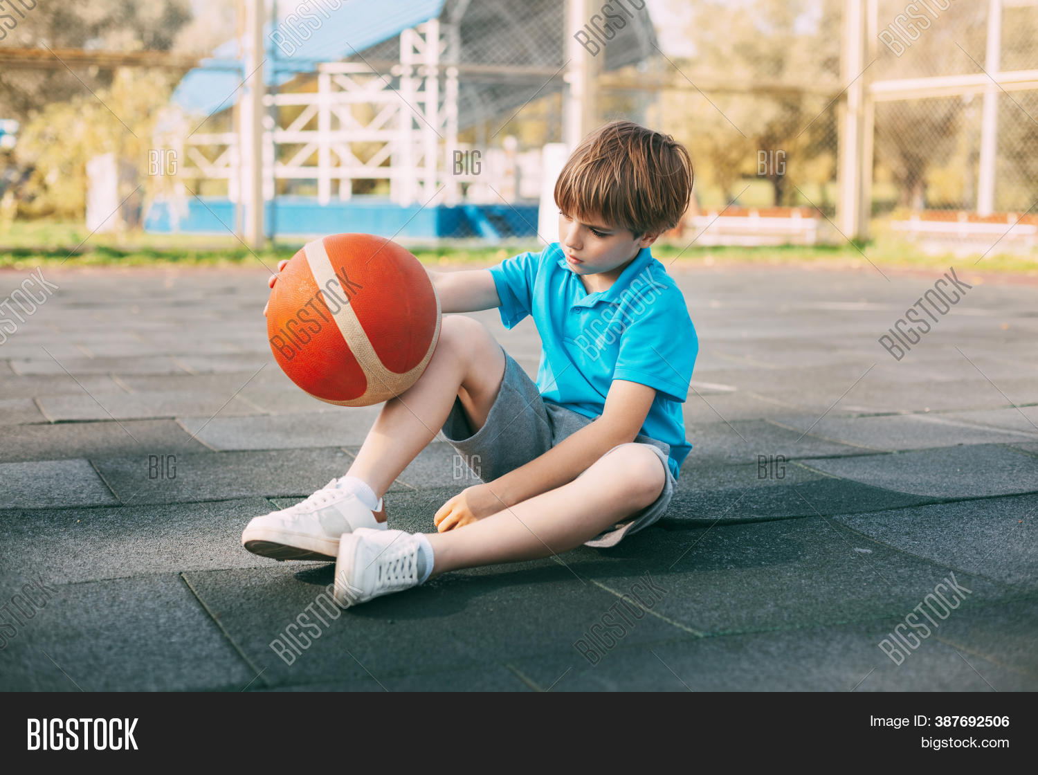 Boy Basketball Player Image & Photo (Free Trial) | Bigstock
