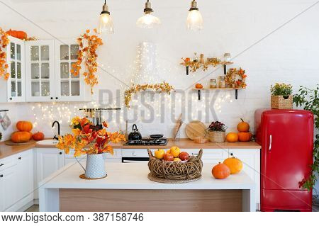 Autumn Kitchen Image & Photo (Free Trial) | Bigstock