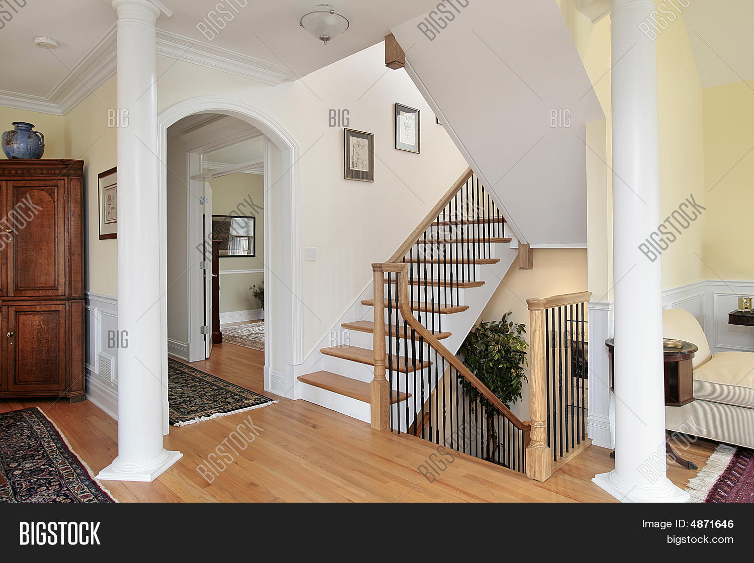 Foyer Columns Image & Photo (Free Trial) | Bigstock