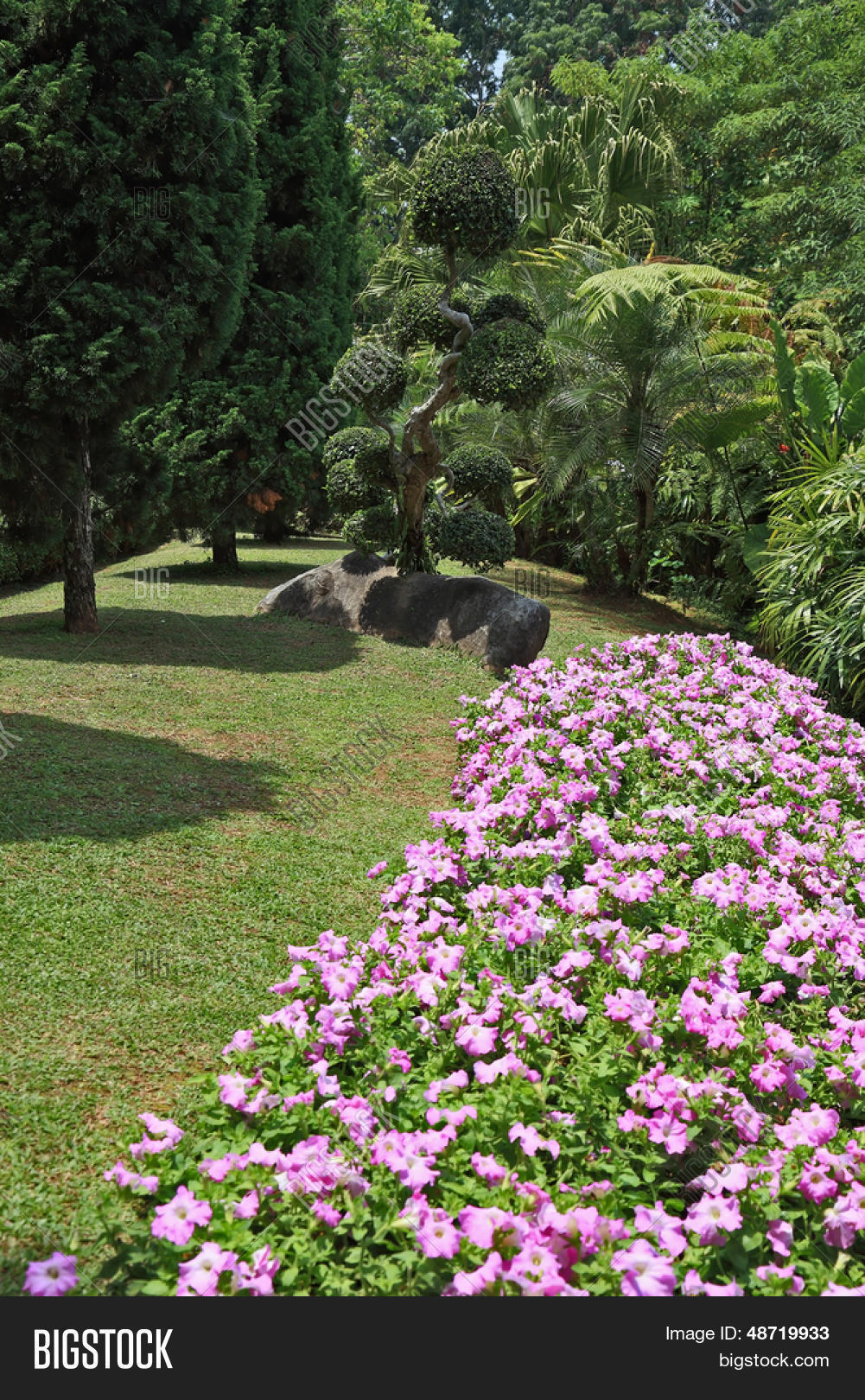 Most Beautiful Park Image & Photo (Free Trial) | Bigstock