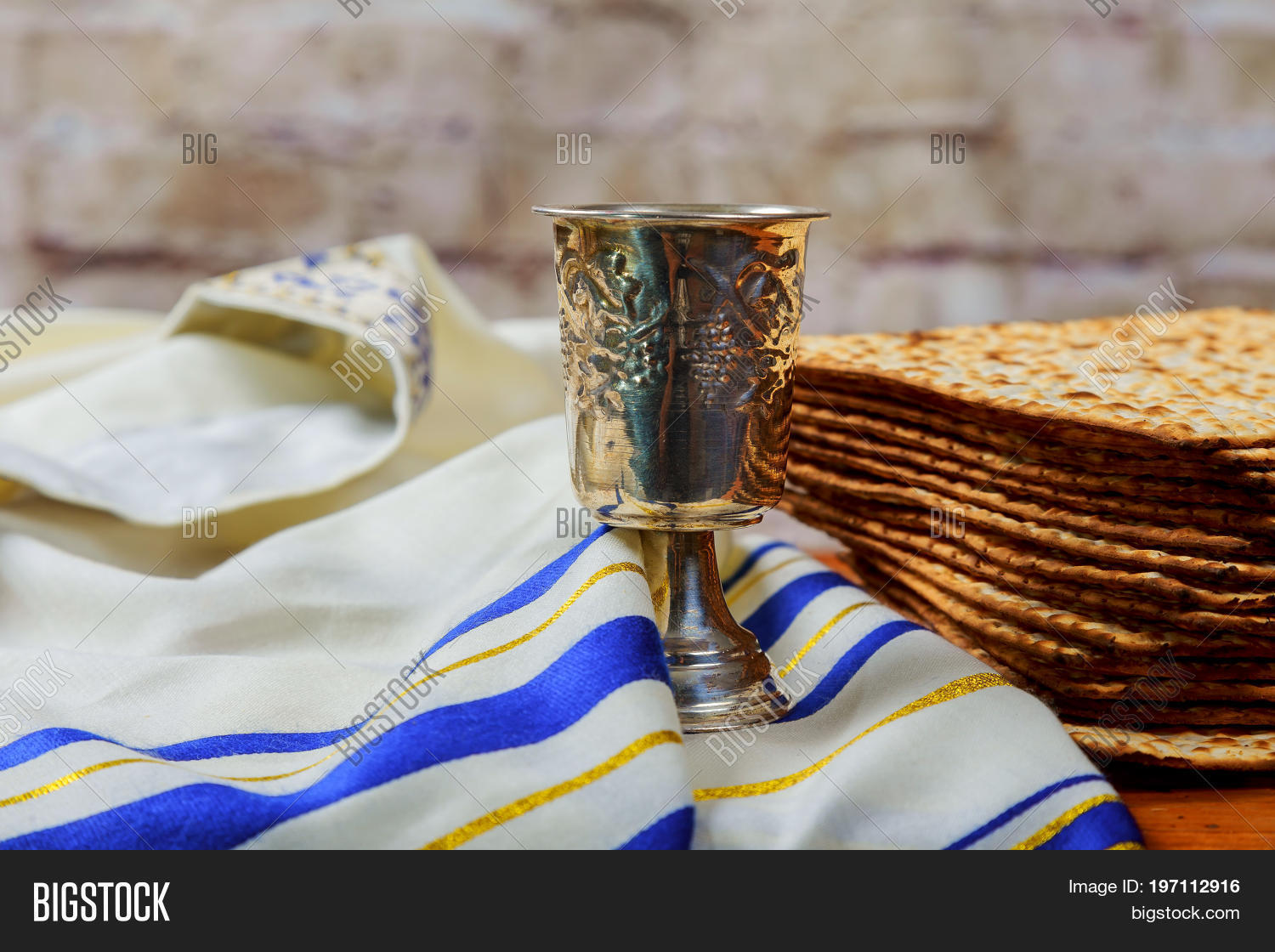 Pesah Celebration Image & Photo (Free Trial) | Bigstock