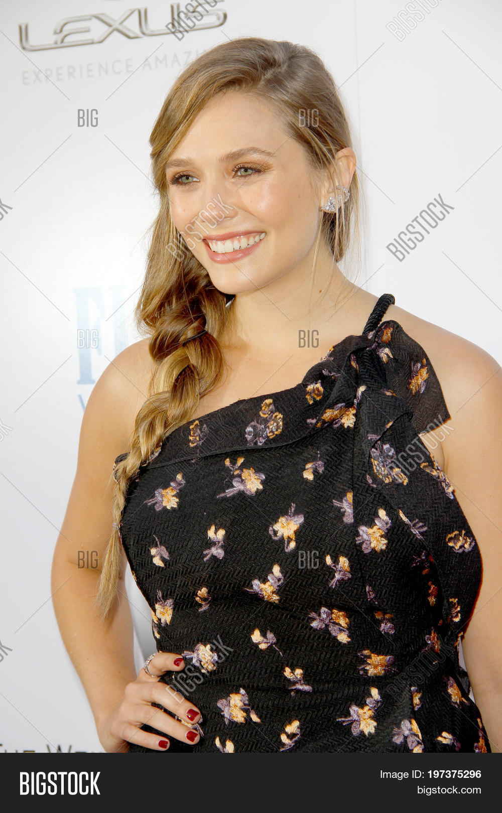 Elizabeth Olsen Image & Photo (Free Trial) | Bigstock