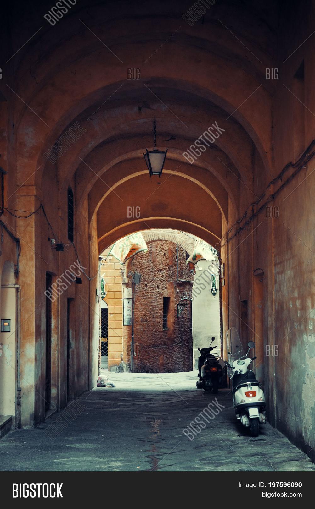 Street View Old Image & Photo (Free Trial) | Bigstock