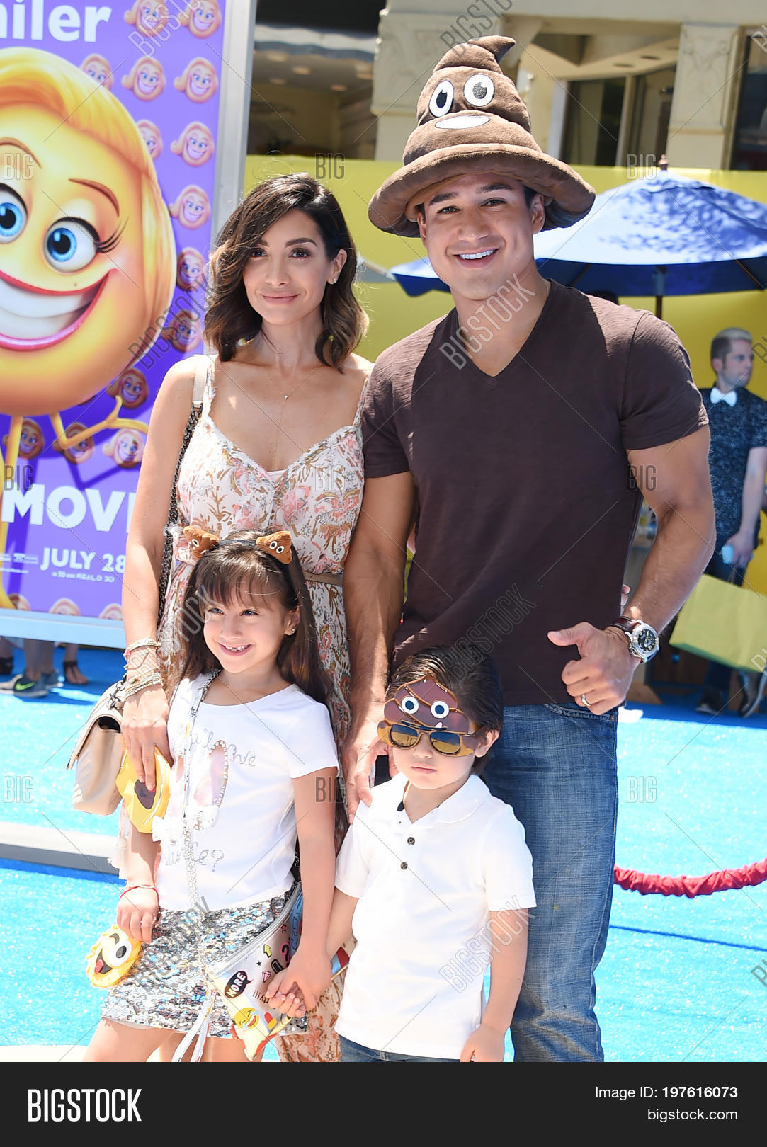 Mario Lopez Mother