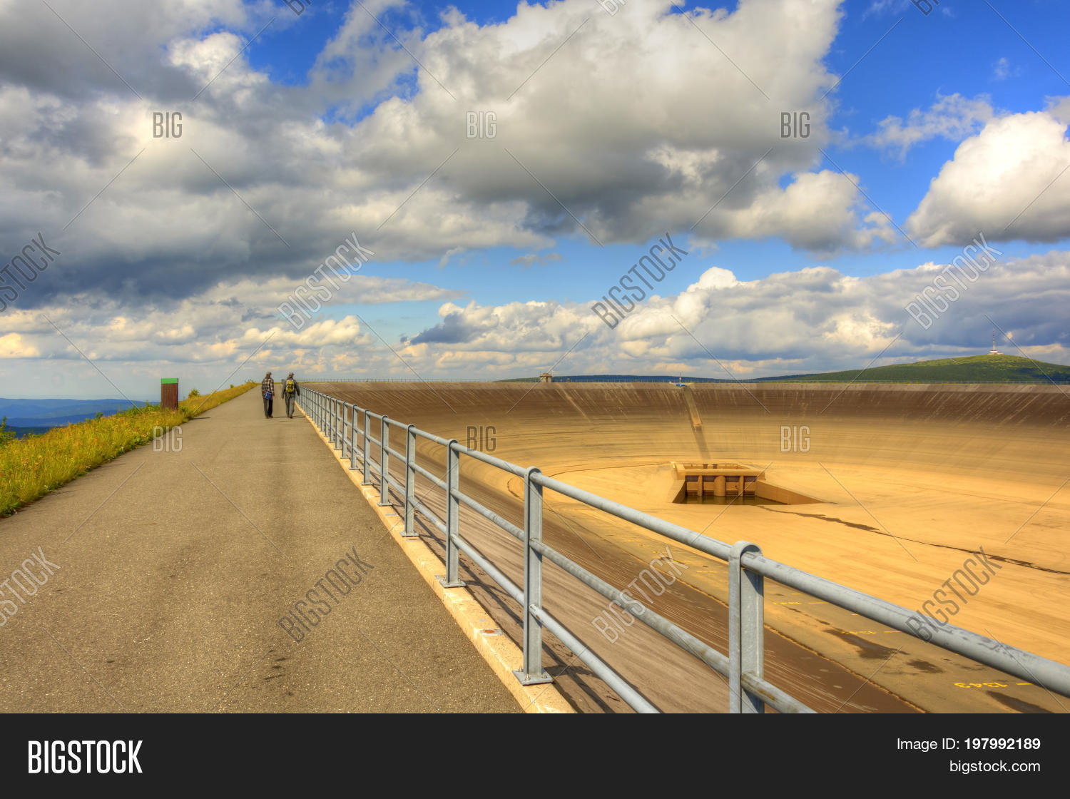 Empty Upper Dam Image & Photo (Free Trial) | Bigstock
