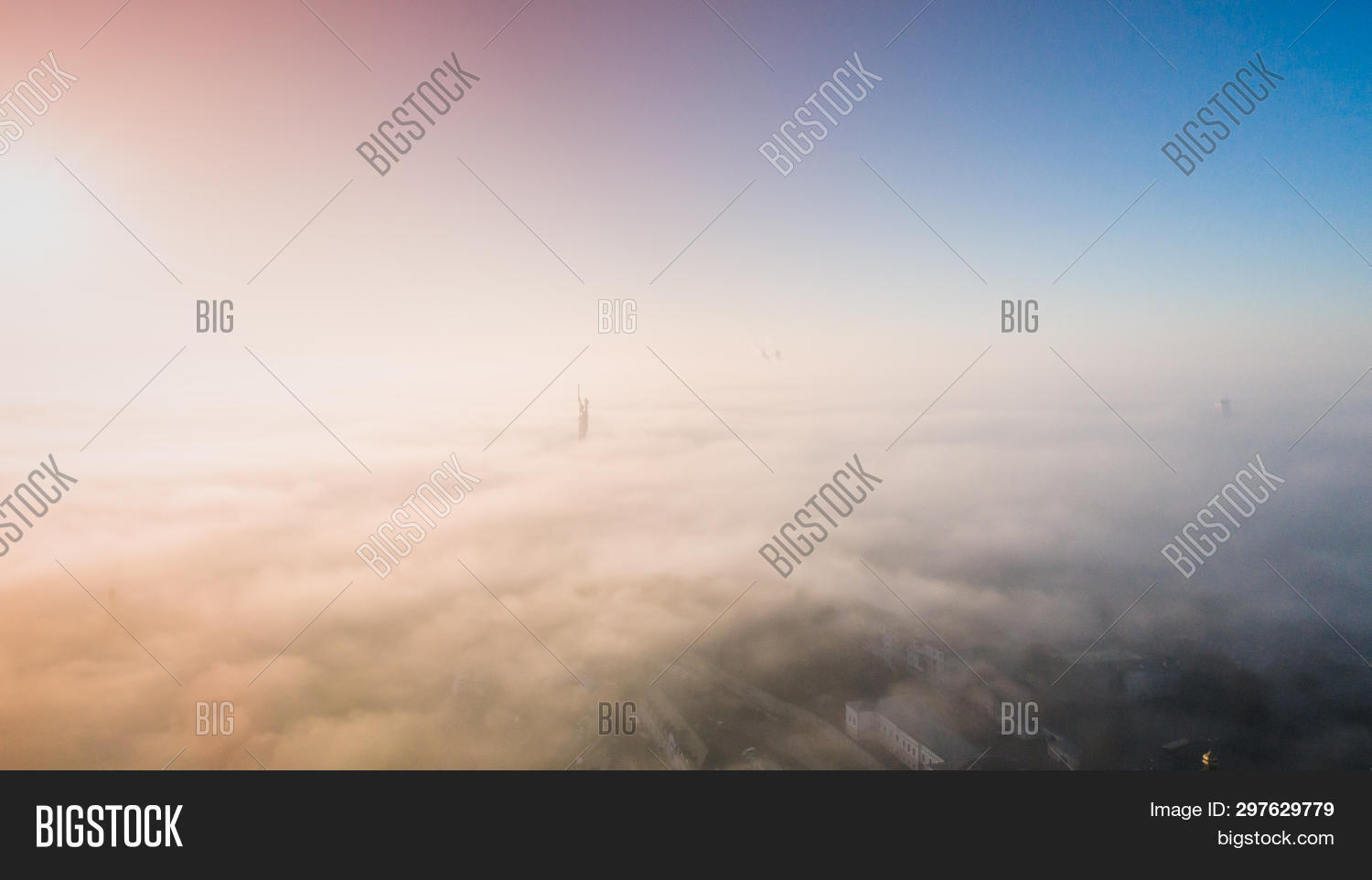 City Covered Thick Fog Image & Photo (Free Trial) | Bigstock