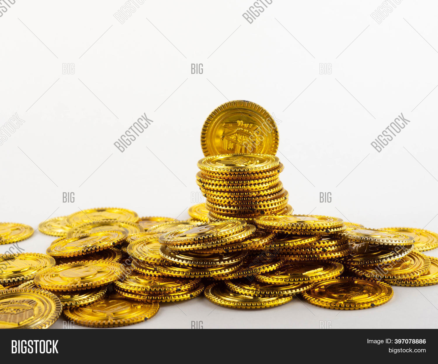 Pile Gold Coins, Pile Image & Photo (Free Trial) | Bigstock