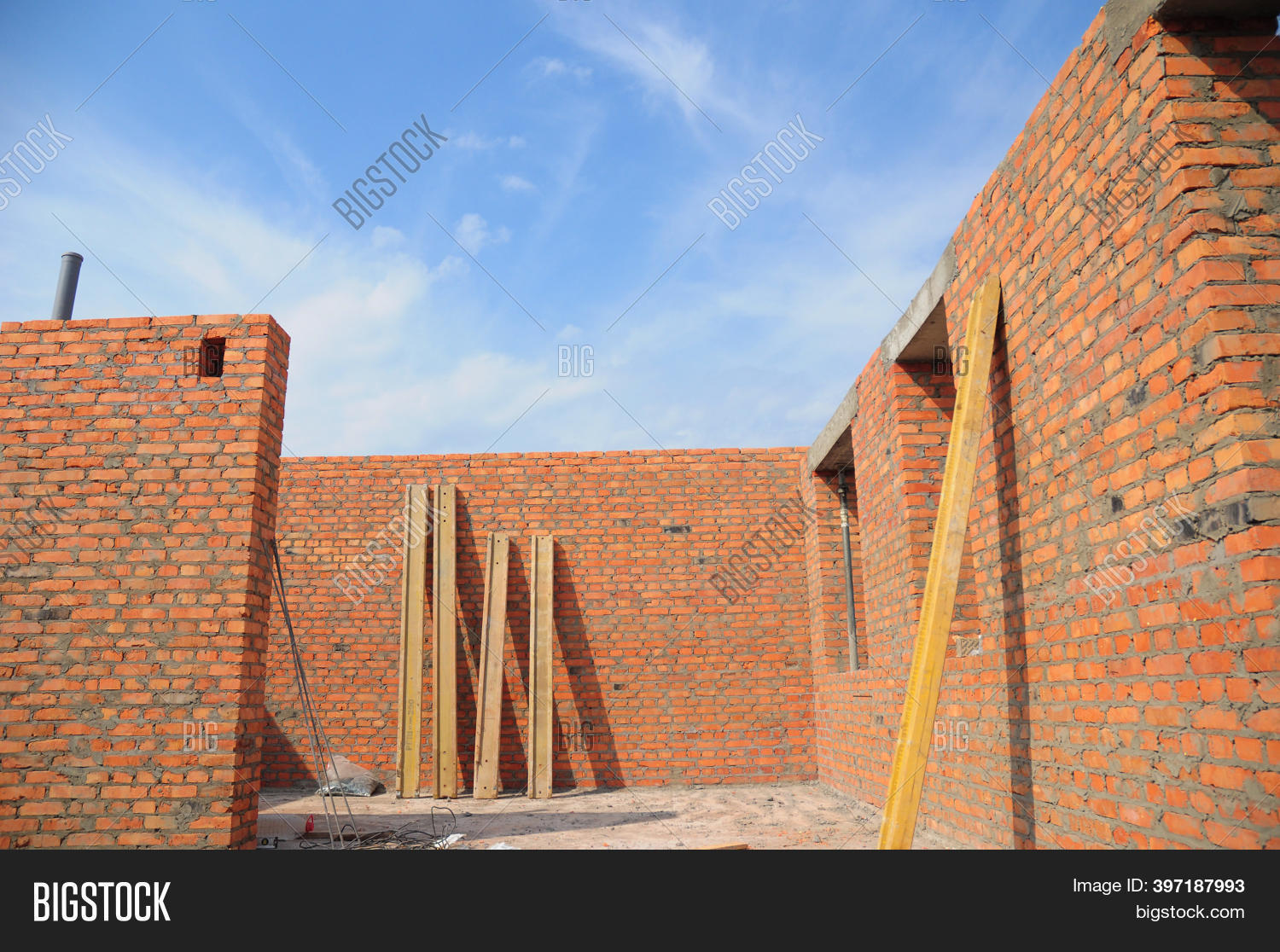 Inside View Incomplete Image & Photo (Free Trial) | Bigstock