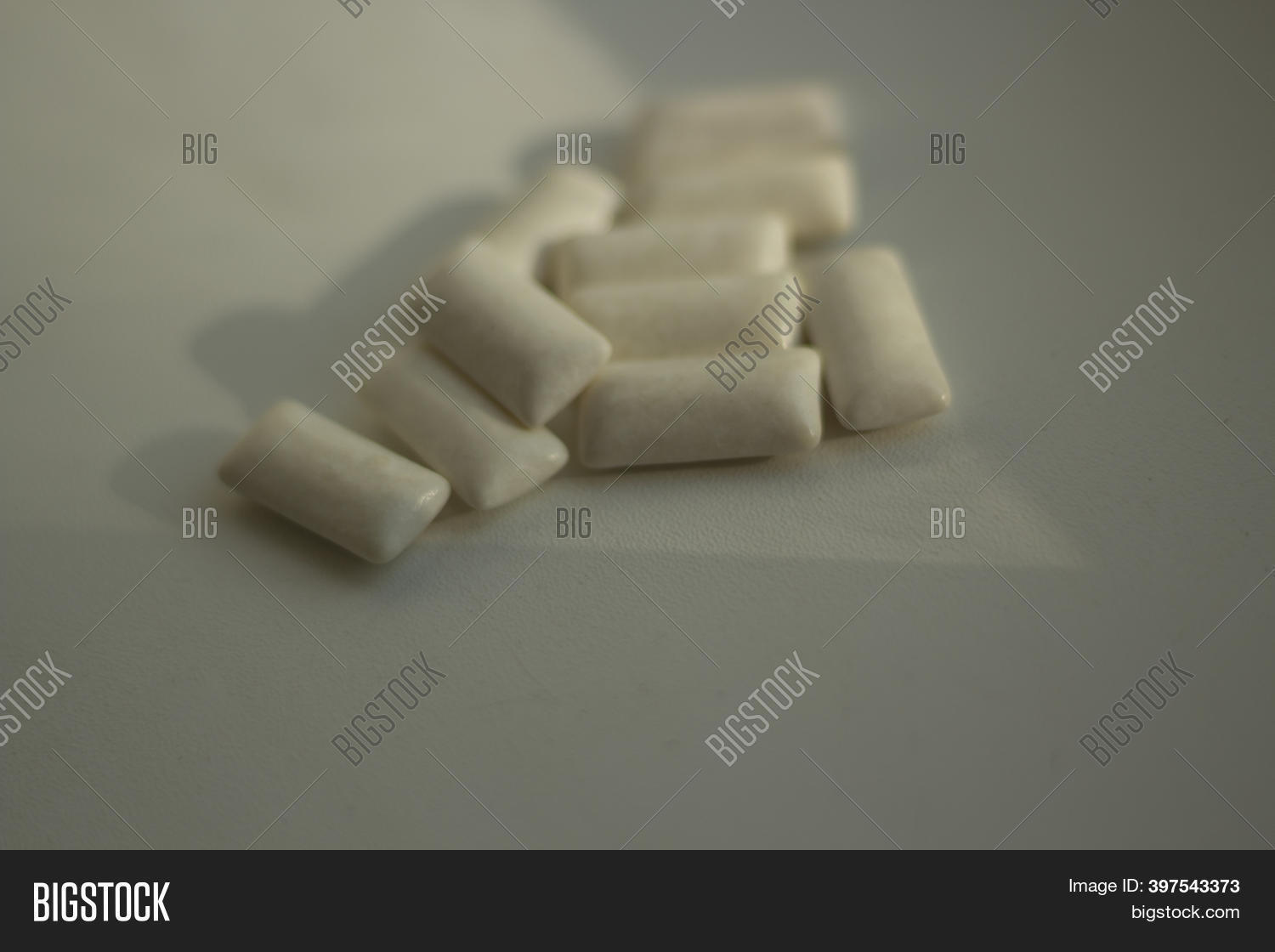 White Gum Pads Lie On Image & Photo (Free Trial) | Bigstock