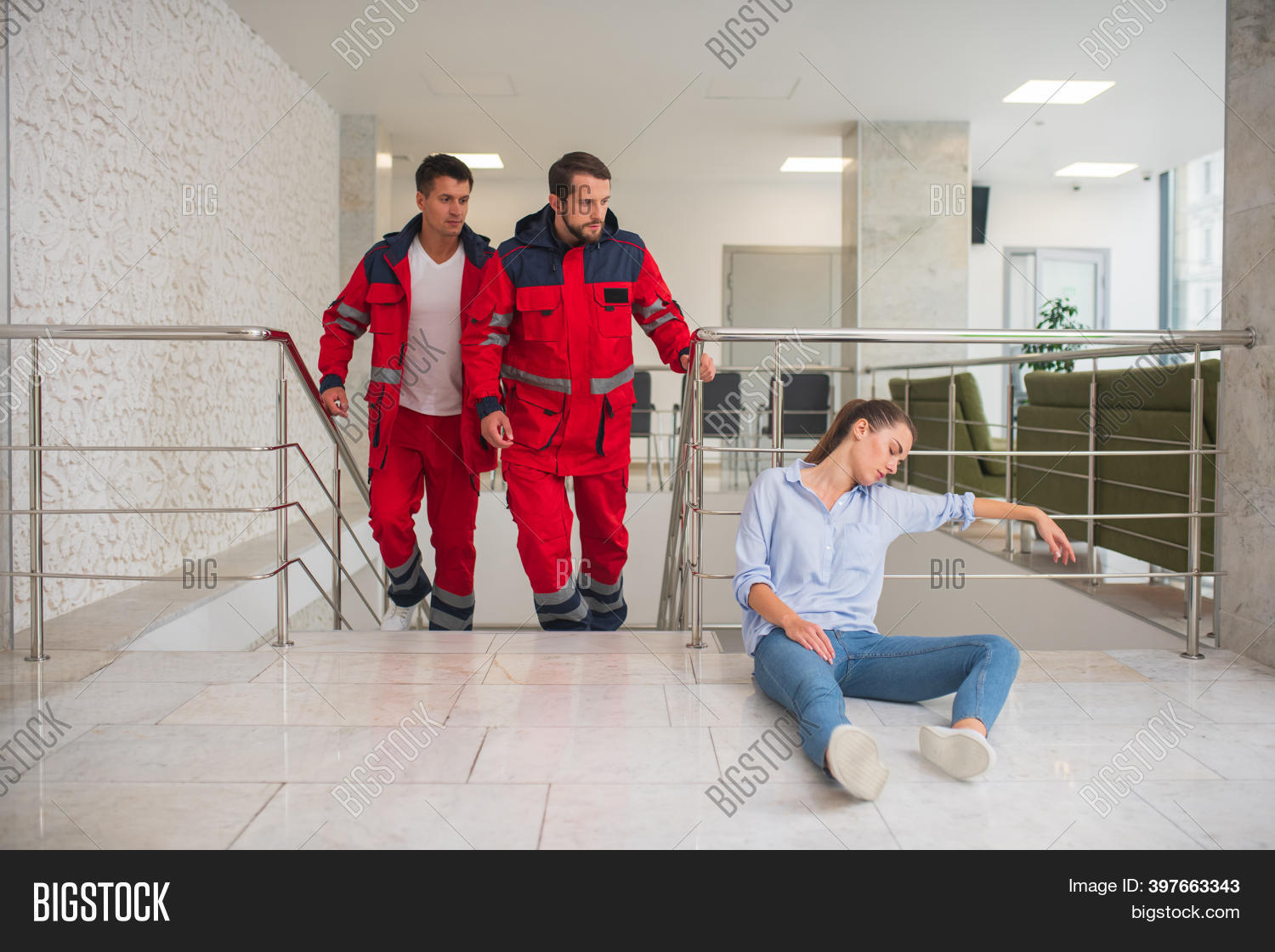 Ambulance Crew Giving Image & Photo (Free Trial) | Bigstock