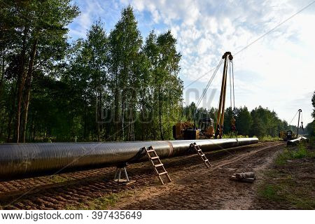 Natural Gas Pipeline Image & Photo (Free Trial) | Bigstock