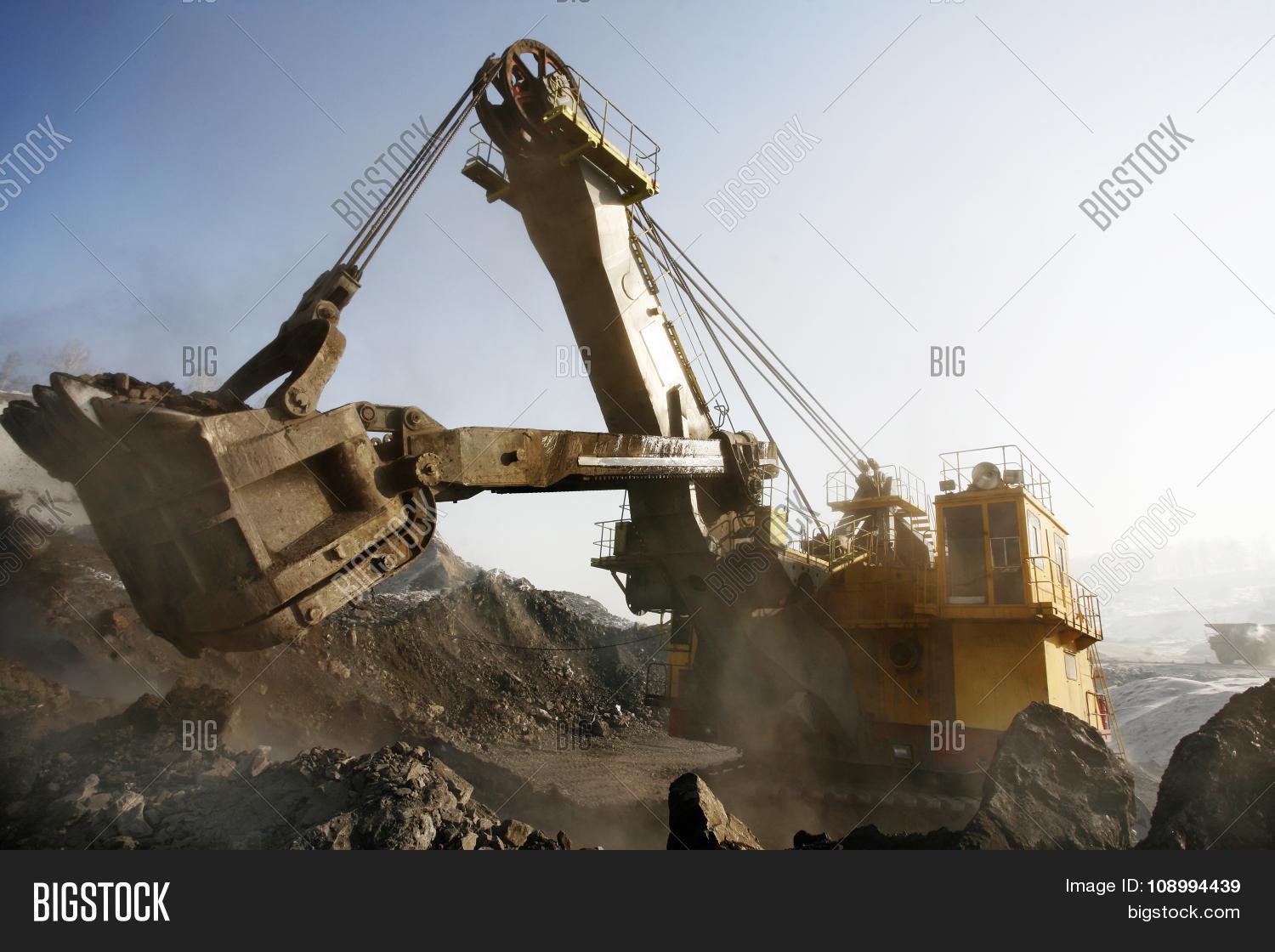 Mine Excavator Work Image & Photo (Free Trial) | Bigstock