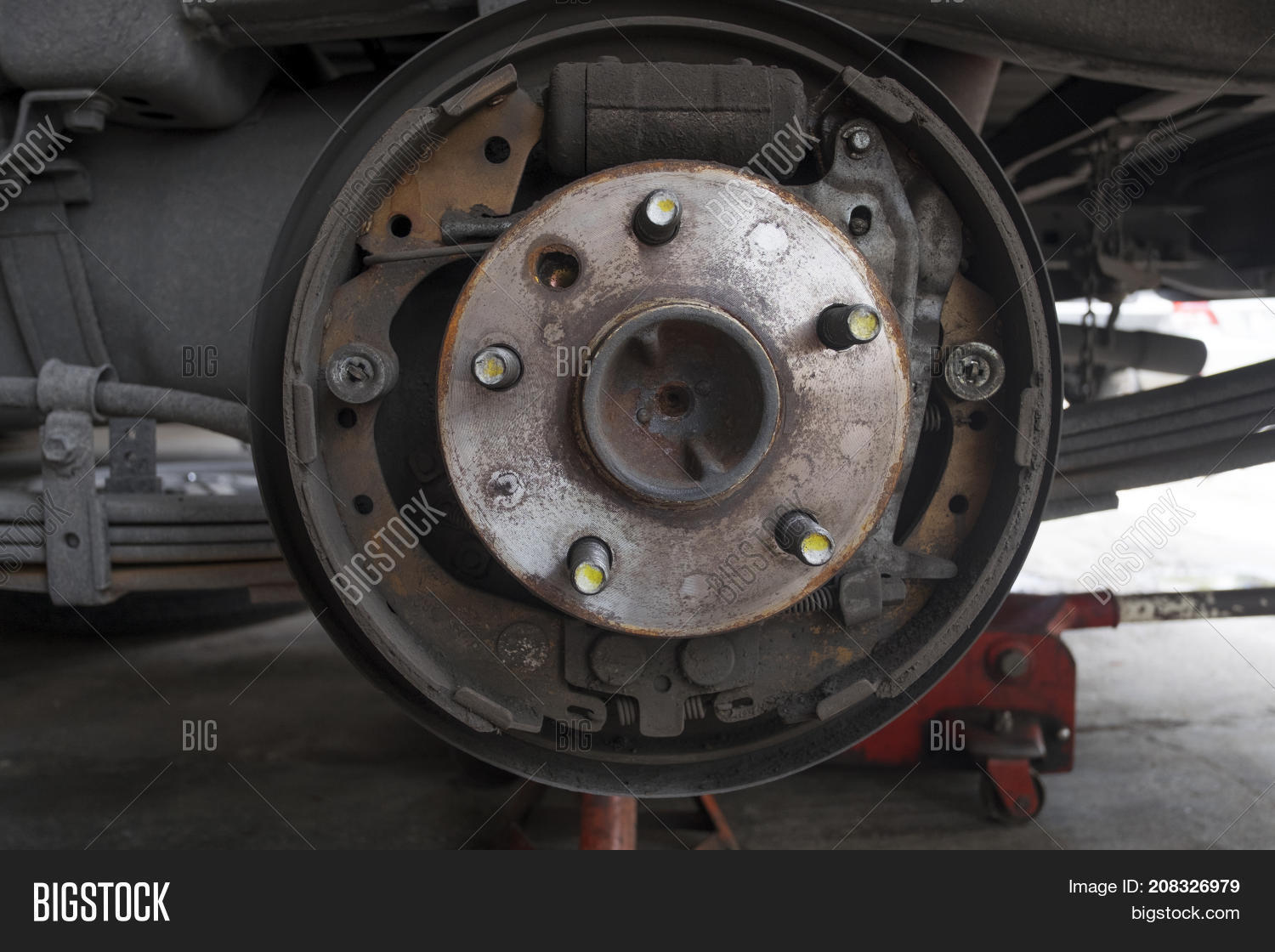 Close Old Hub Wheel Image & Photo (Free Trial) | Bigstock