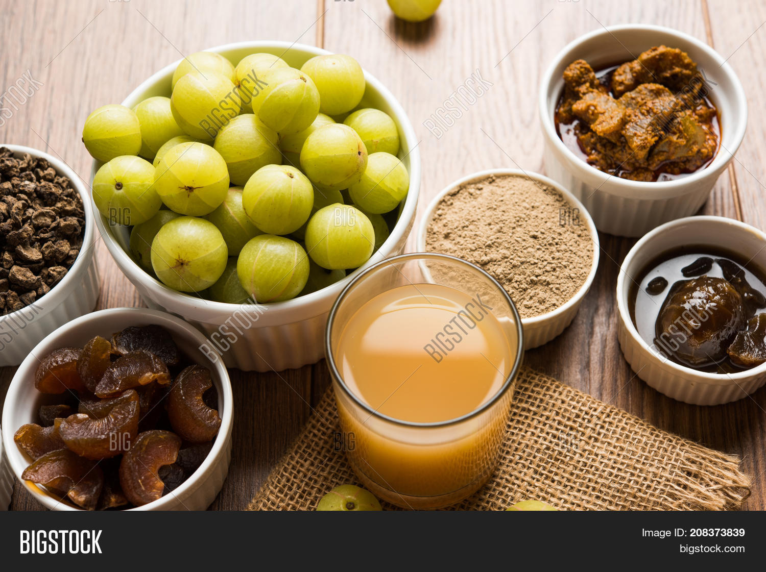Amla/Avla/Aavla By Image & Photo (Free Trial) | Bigstock