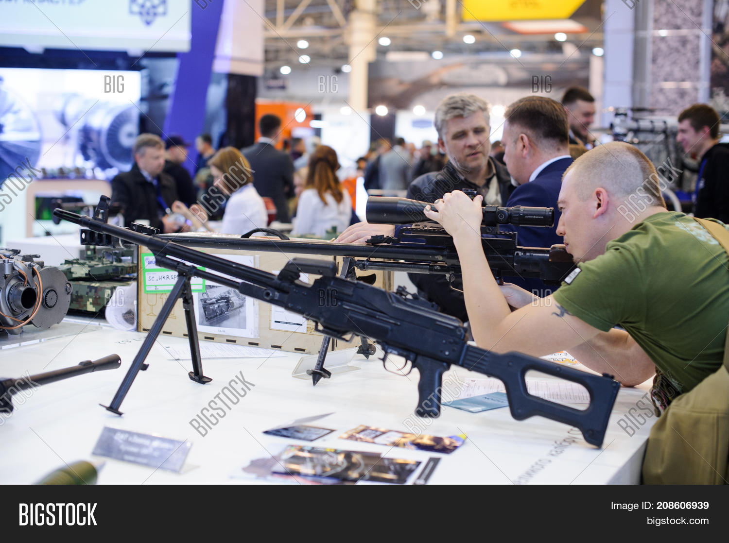 New Sniper Rifle Image & Photo (Free Trial) | Bigstock