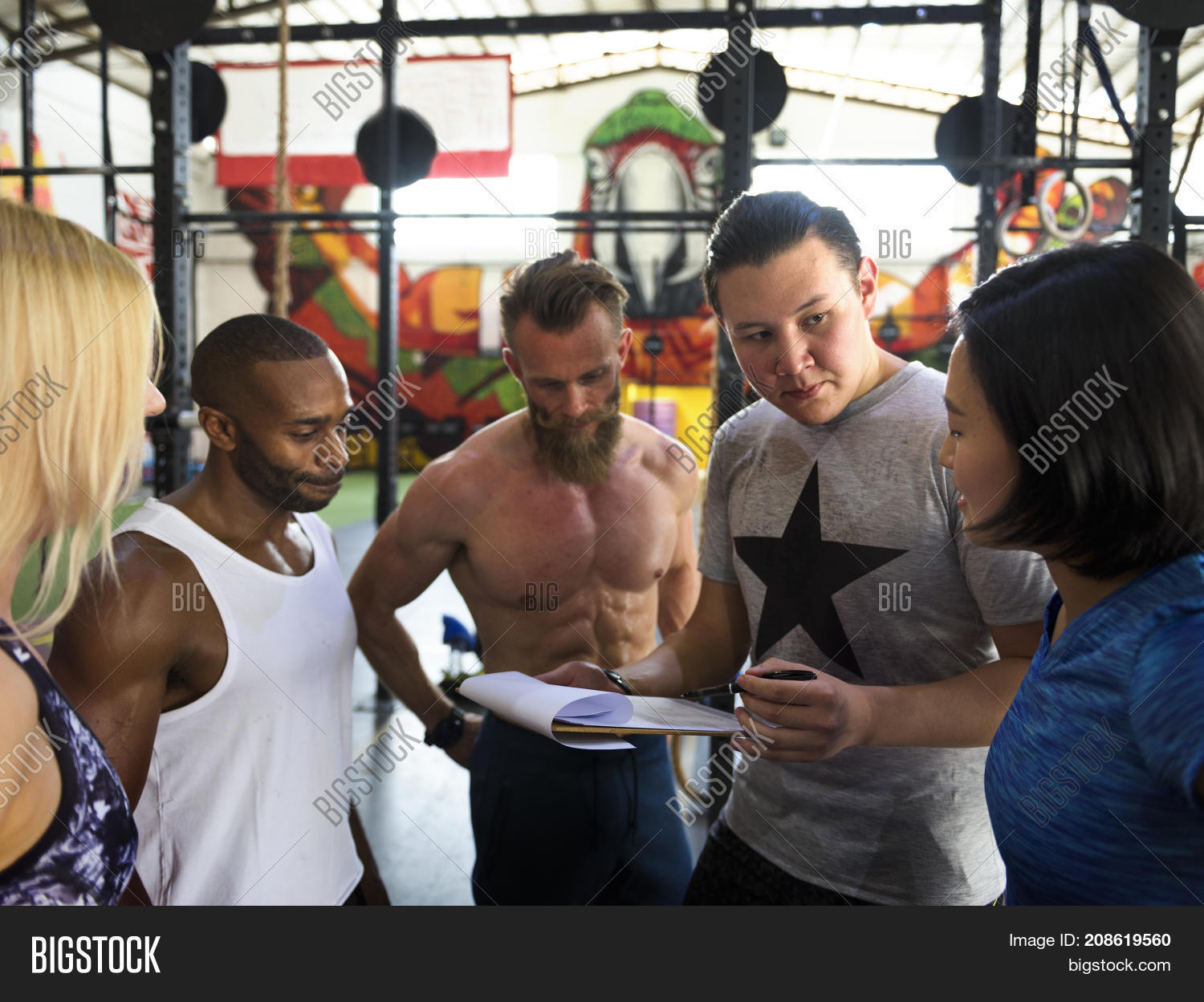 Crossfit Group Gym Image & Photo (Free Trial) | Bigstock