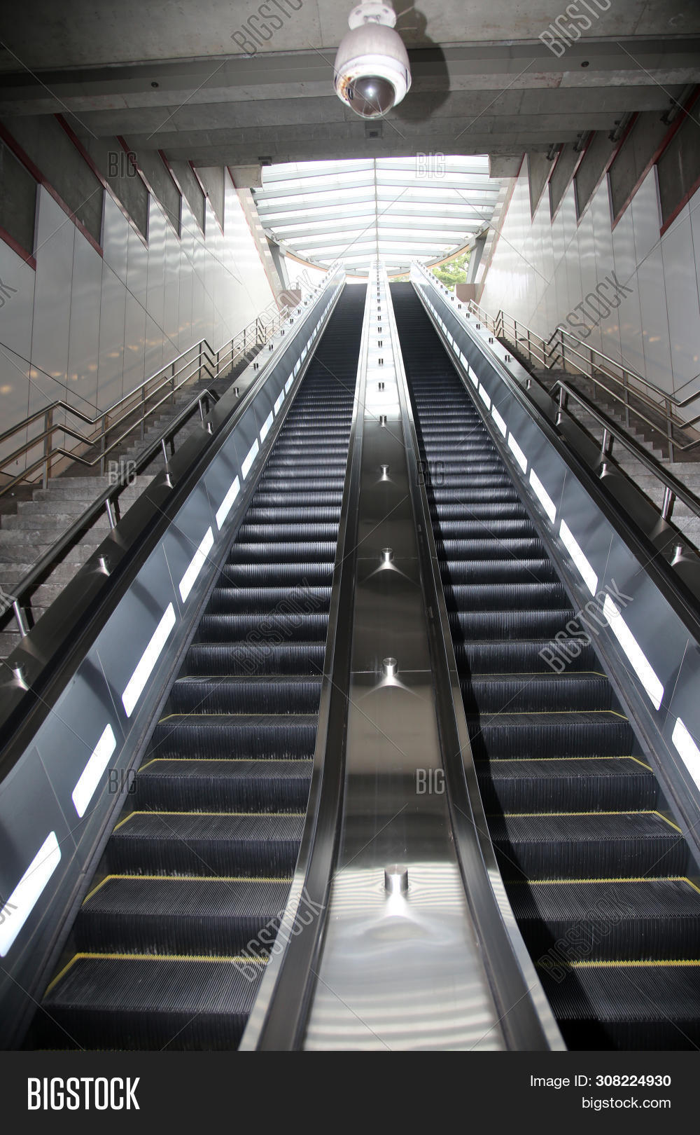 Escalator. Moving Image & Photo (Free Trial) | Bigstock