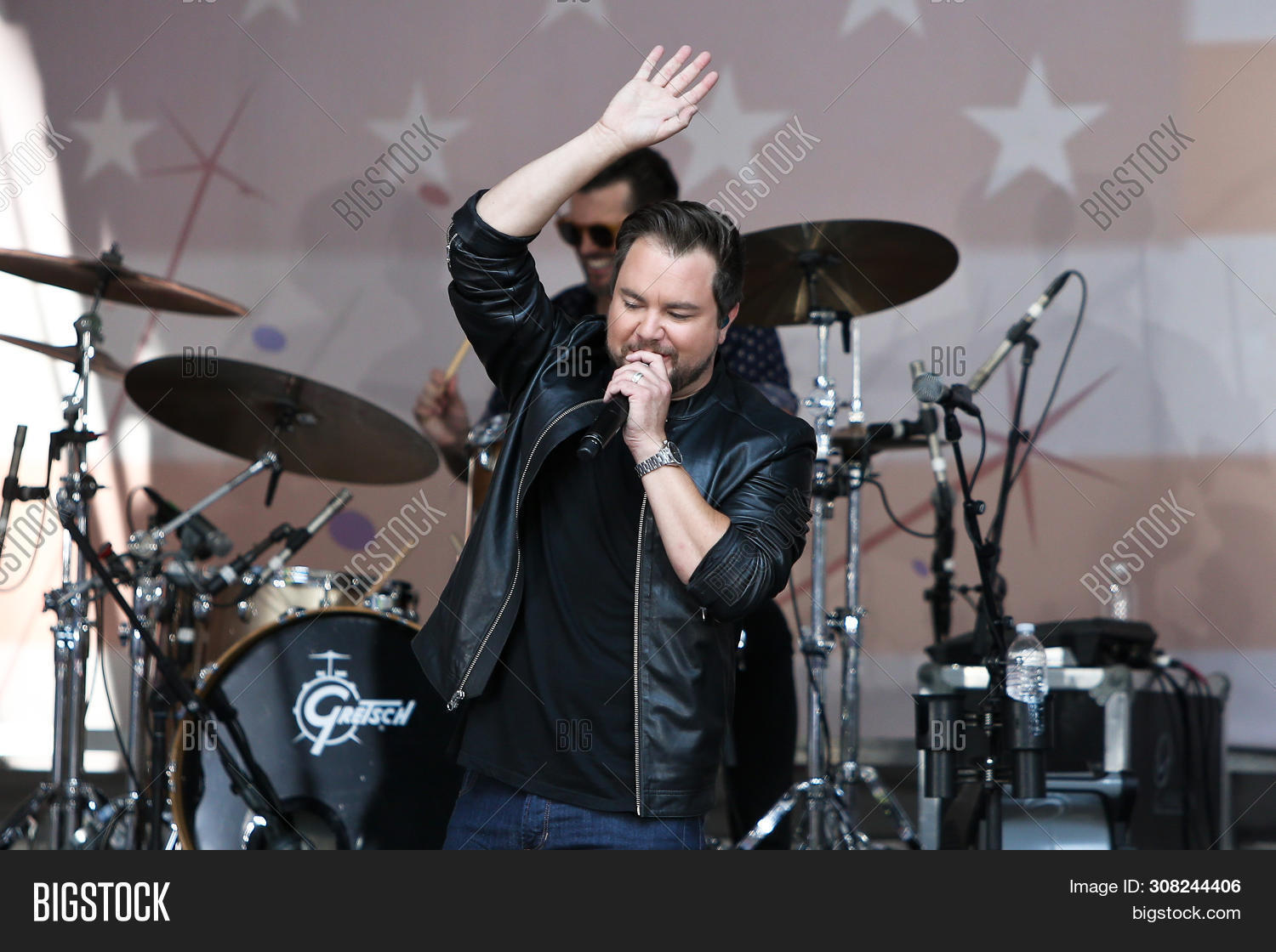 NEW YORK - MAY 31: Image & Photo (Free Trial) | Bigstock