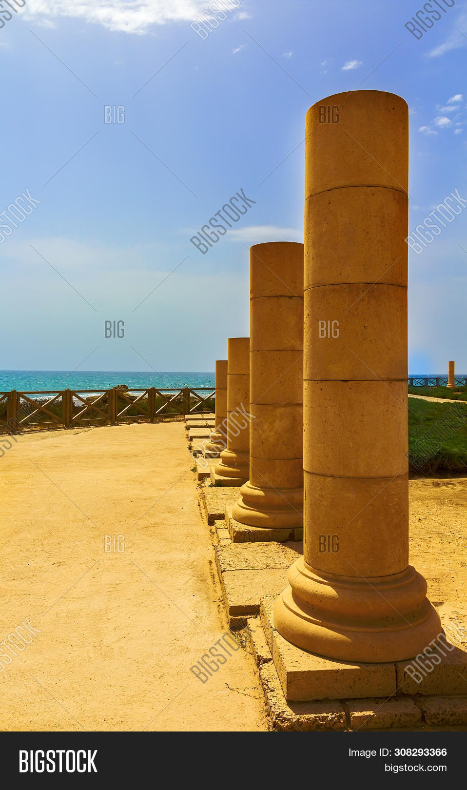 Remains Columns Built Image & Photo (Free Trial) | Bigstock