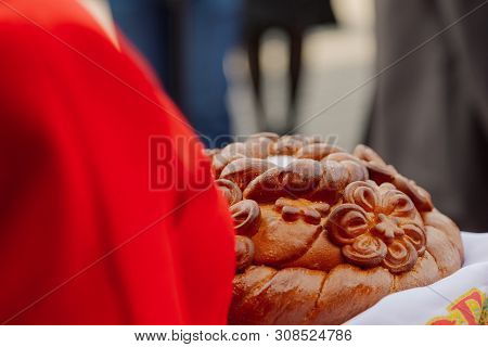 Bread--salt Welcome. Image & Photo (Free Trial) | Bigstock